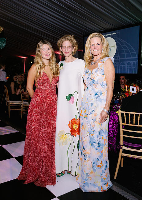 Alexander Bolen's Instagram, Twitter & Facebook on IDCrawl